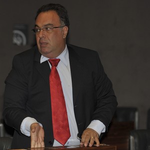 Receita Federal cassa registro de empresas ligadas a André Vargas ...