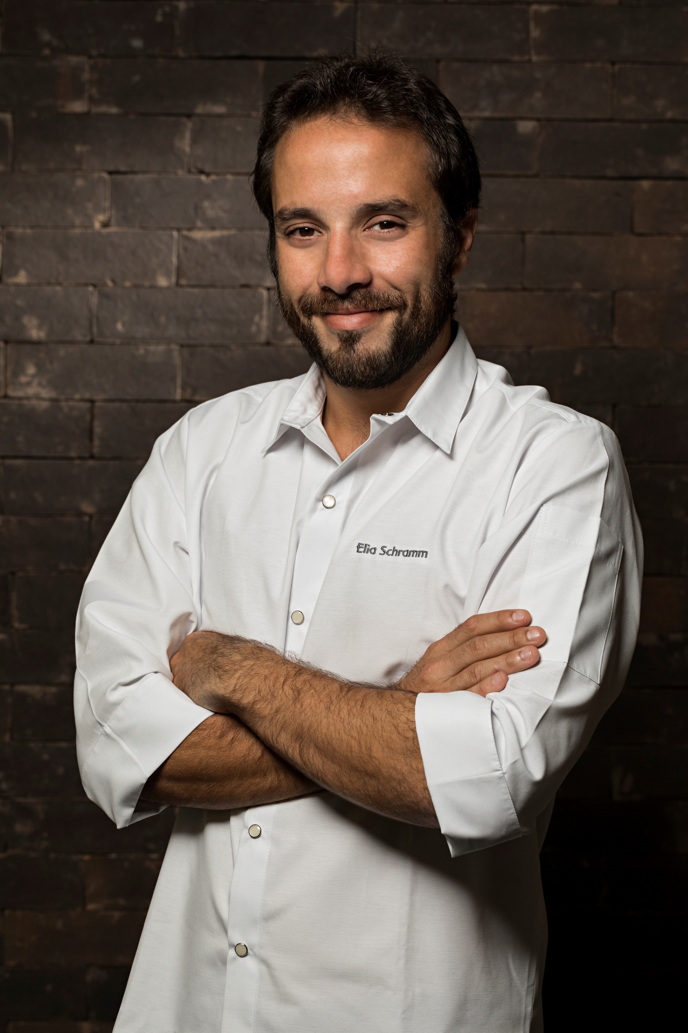 Chef Elia Scharmm assume o novo Heat Fire House, do grupo 14ZERO3 ...