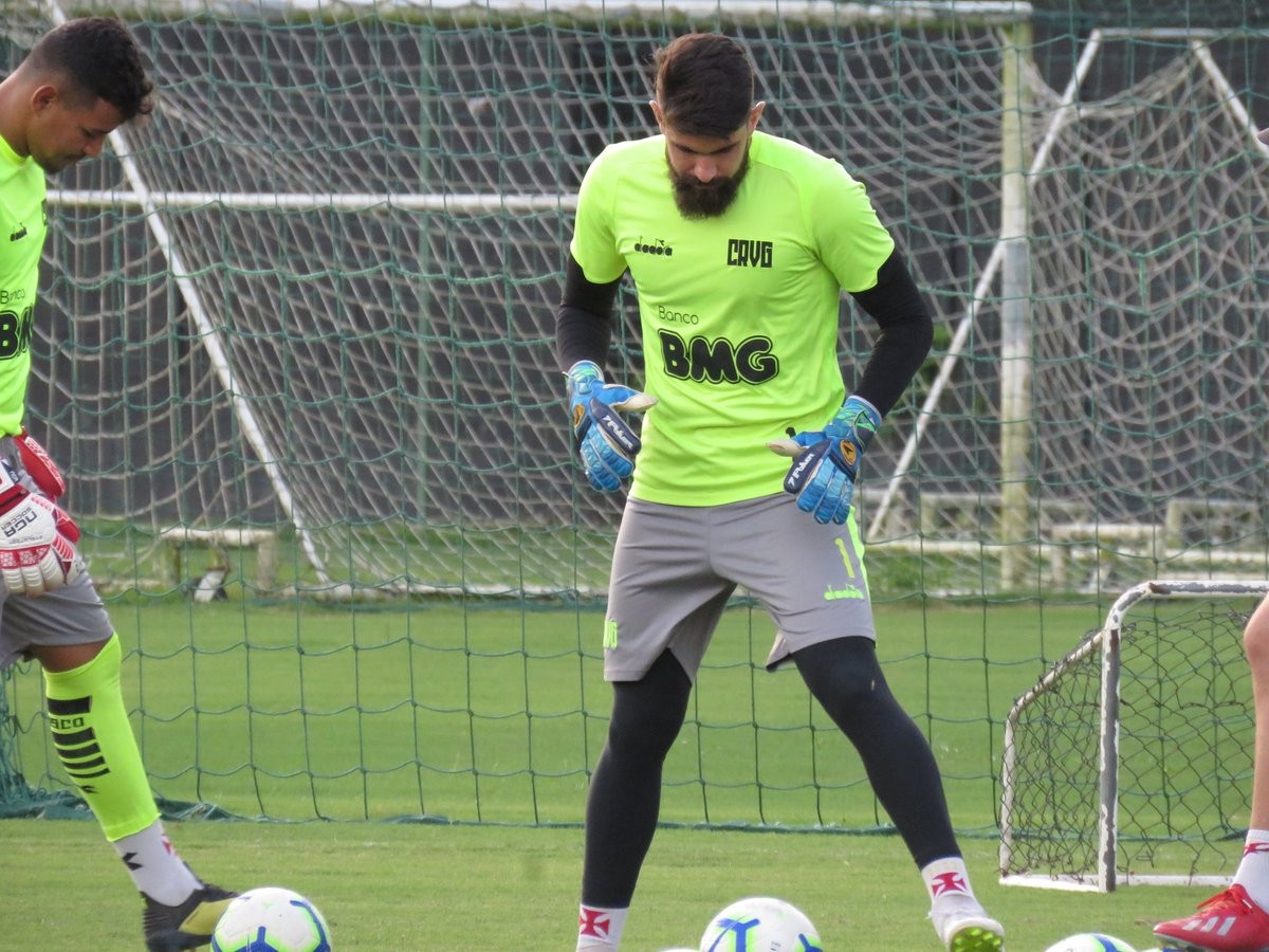 Vasco x Internacional: com Fernando Miguel, veja provável escalação de ...