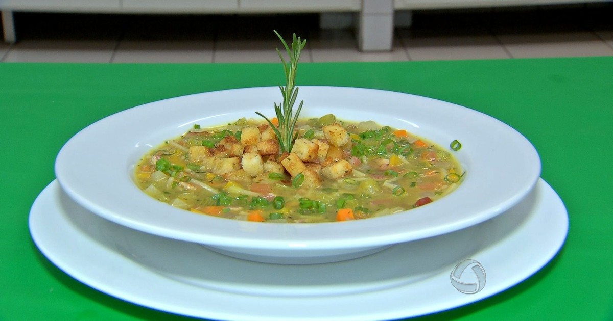 G1 - Aprenda a fazer um sopão sofisticado e prático nesse friozinho em ...