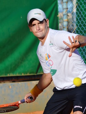 Com Victor Maynard em destaque, Sergipe terá 128 atletas nos JUBs 2014 ...