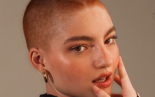 Duda Matte fala sobre decisão de raspar cabelo ruivo para papel ...