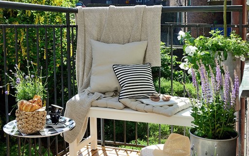 Varanda pequena com horta: 10 ambientes para se inspirar! - Casa Vogue ...