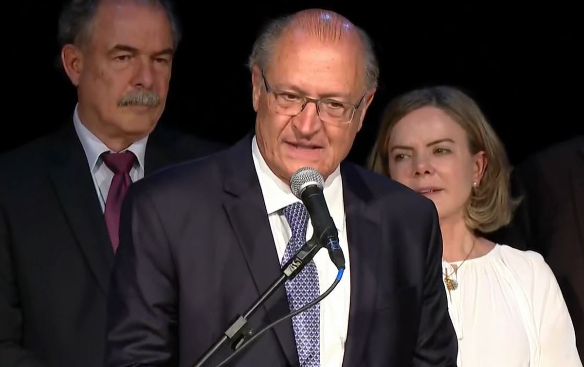 Alckmin nomeia coordenadores e anuncia grupos de transição para ...