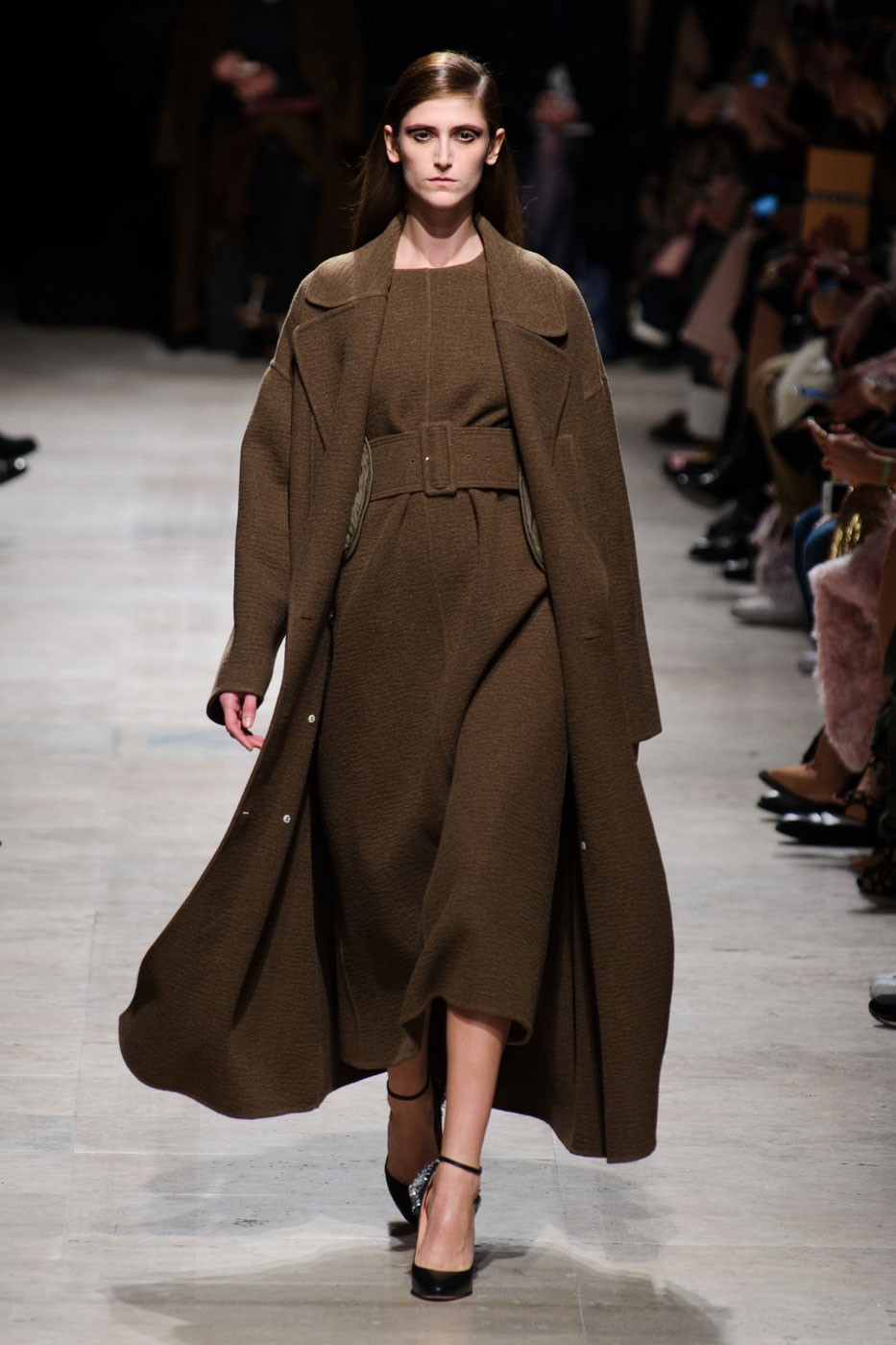 Rochas | Paris | Inverno 2016 | Desfiles | Vogue