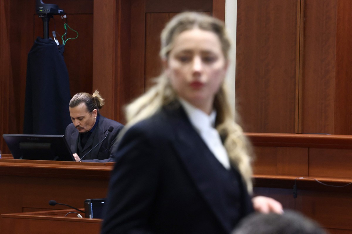 Juíza rejeita pedido de Amber Heard para descartar processo de ...
