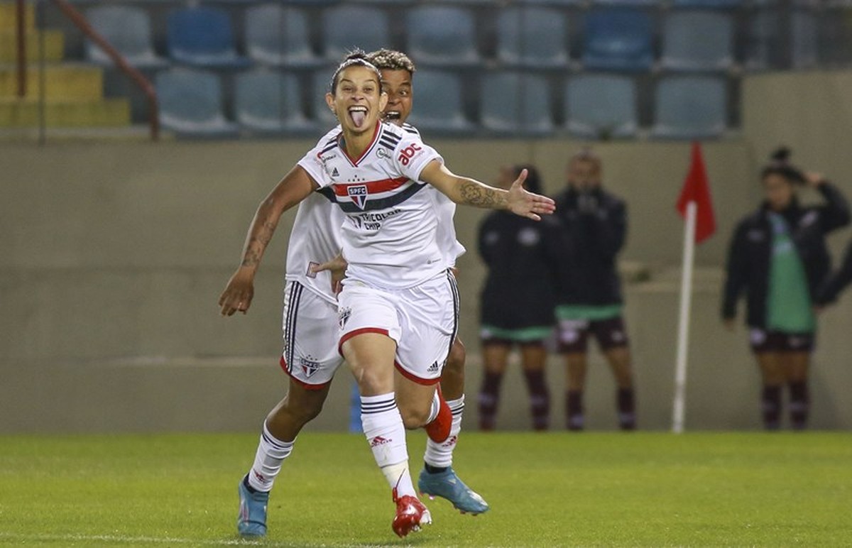 São Paulo anuncia renovação com atacante Rafa Travalão, artilheira do ...