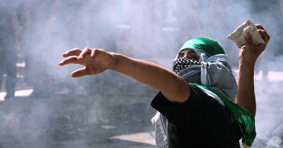 G1 - Milhares de palestinos protestam na véspera do aniversário da ...