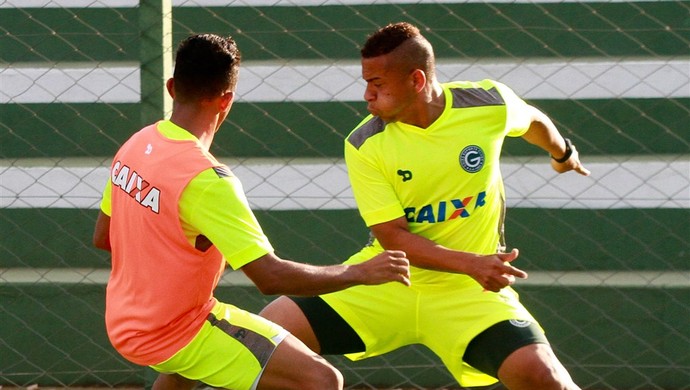 Em rede social, Walter relembra recepção e convoca torcida do Goiás