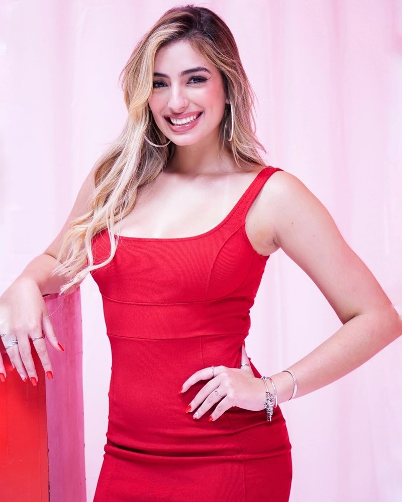 Saiba tudo sobre: Julia Puzzuoli