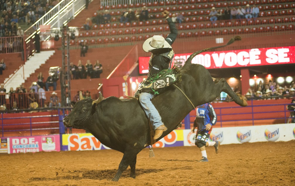 Barretos 2018: Segundo dia de montarias do Rodeio Internacional; FOTOS ...
