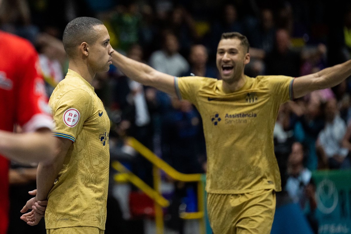 Catarinenses marcam na conquista do Barcelona na Copa do Rei | futsal | ge