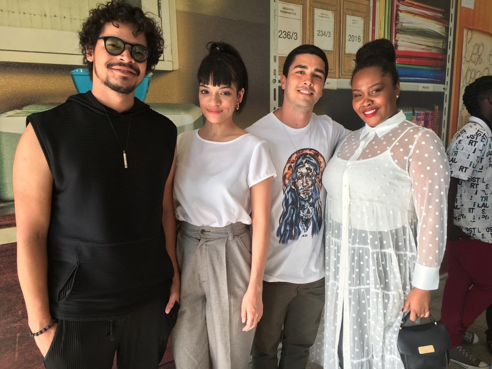 'Segunda Chamada': elenco, direção e autoras lançam nova série da Globo ...