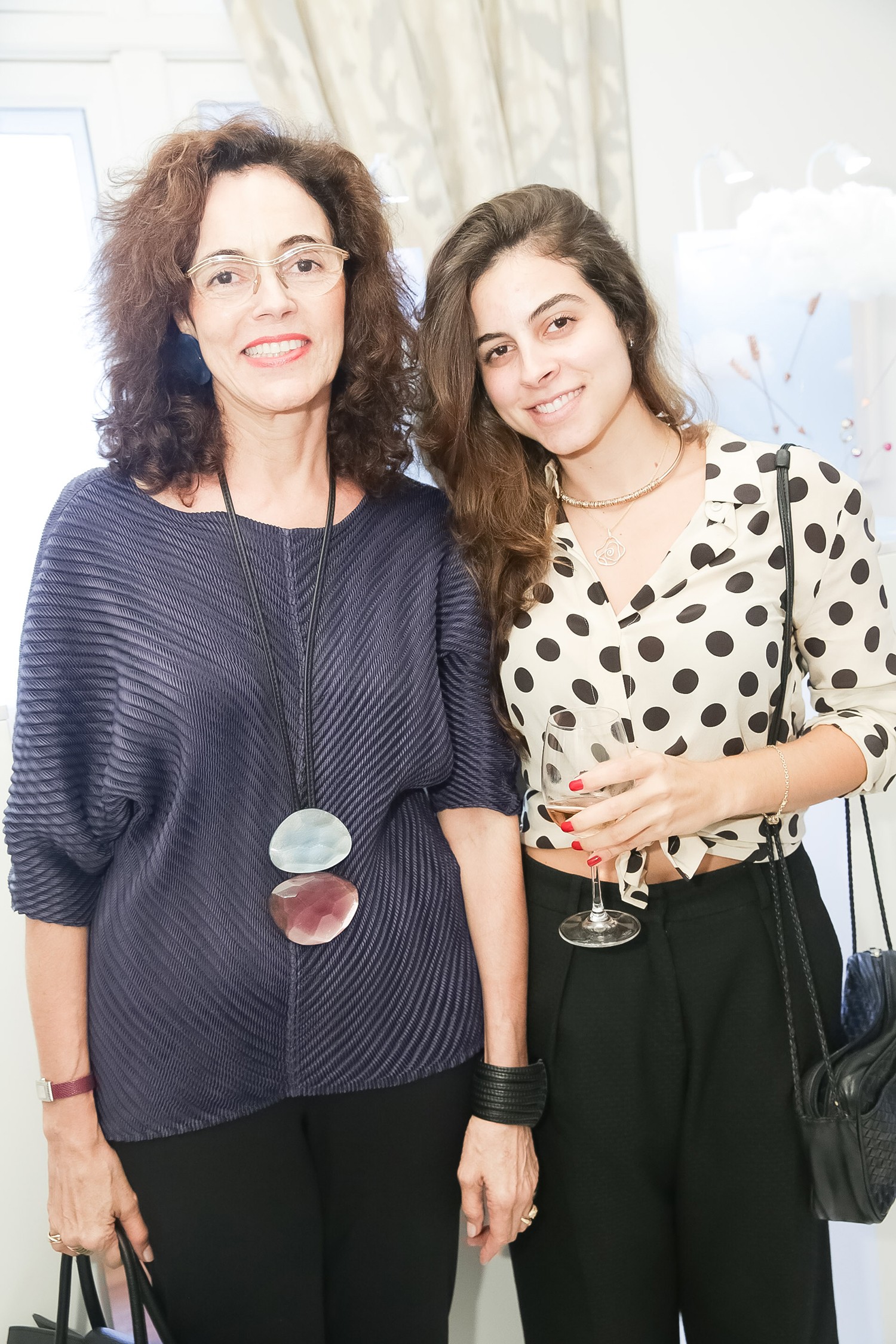 Marisa Berenson comemora parceria com a Amsterdam Sauer em Copacabana ...