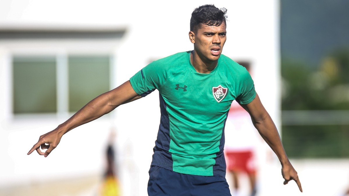 Matheus Pato rescinde contrato com o Fluminense e acerta volta ao ...