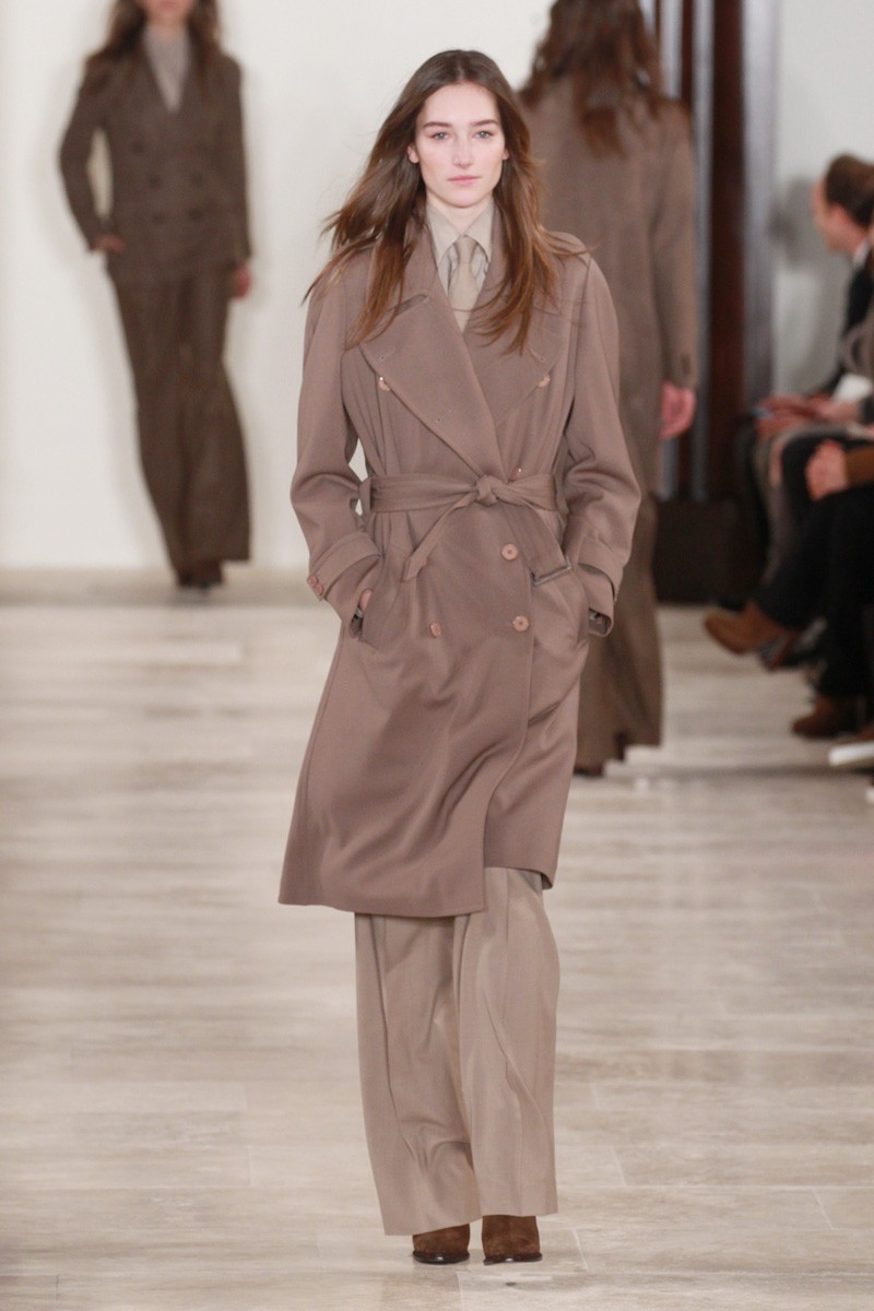 Ralph Lauren divide seu inverno entre roupas casuais e de festa ...