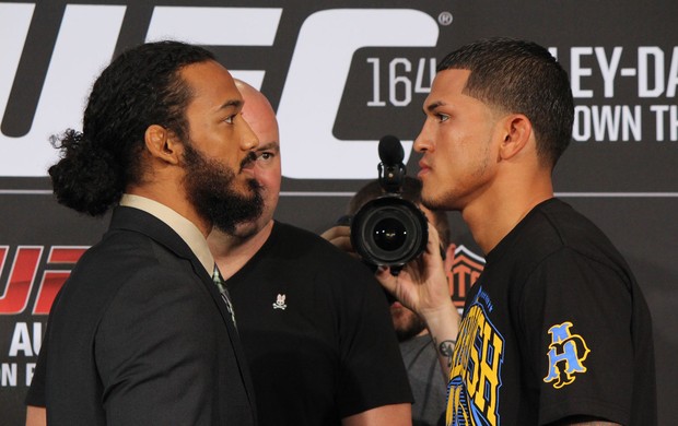 Novo chute de Pettis? 'Se acontecer, estarei preparado', afirma ...
