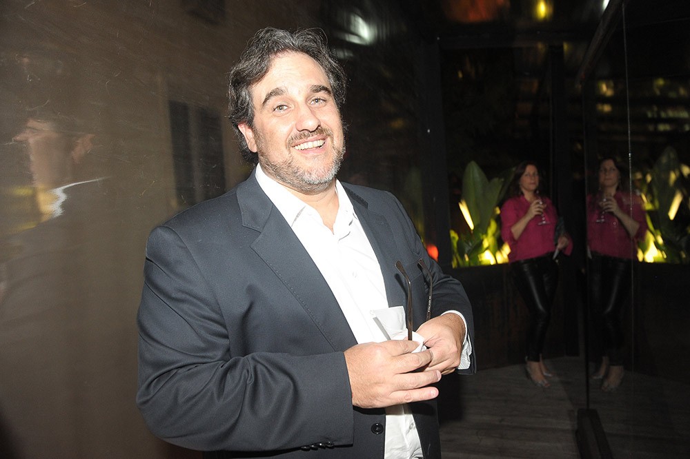 O leilão artsy de Jack Vartanian em parceria com Maria Baró e Michel ...