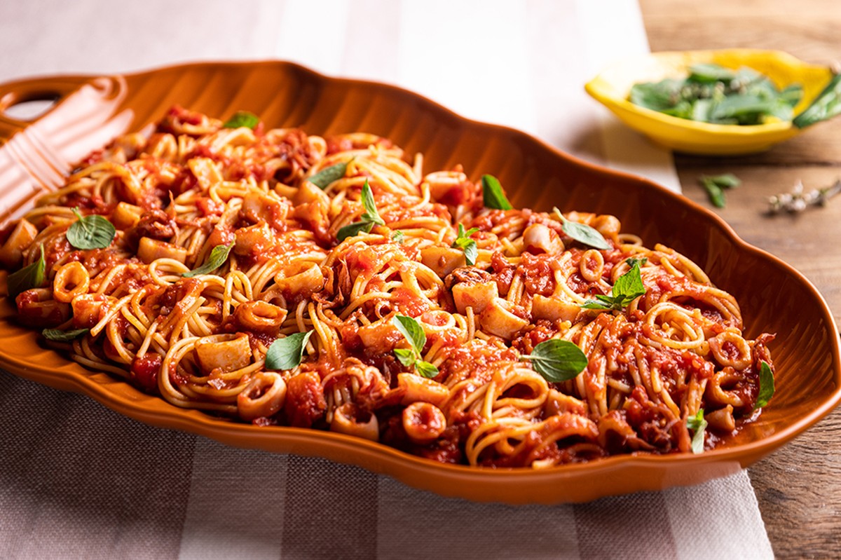 Pasta risotata com tomate e lula | Cozinha Prática | Receitas