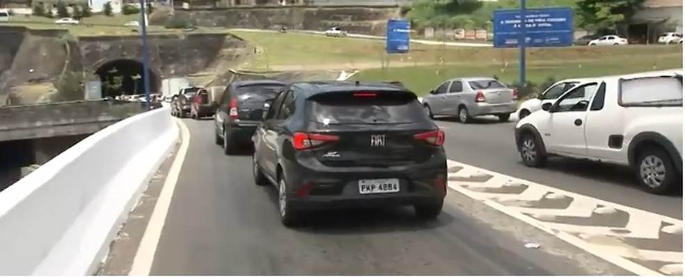 Grande engarrafamento é registrado na região da Cidade Baixa e atinge a ...