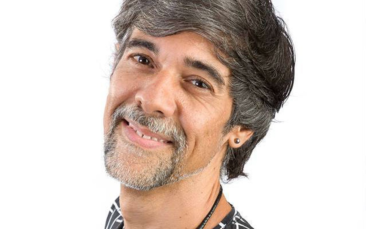 Jonga Lima apresenta show 'O Tempo Pulsa' no Teatro Sesi, em Salvador ...