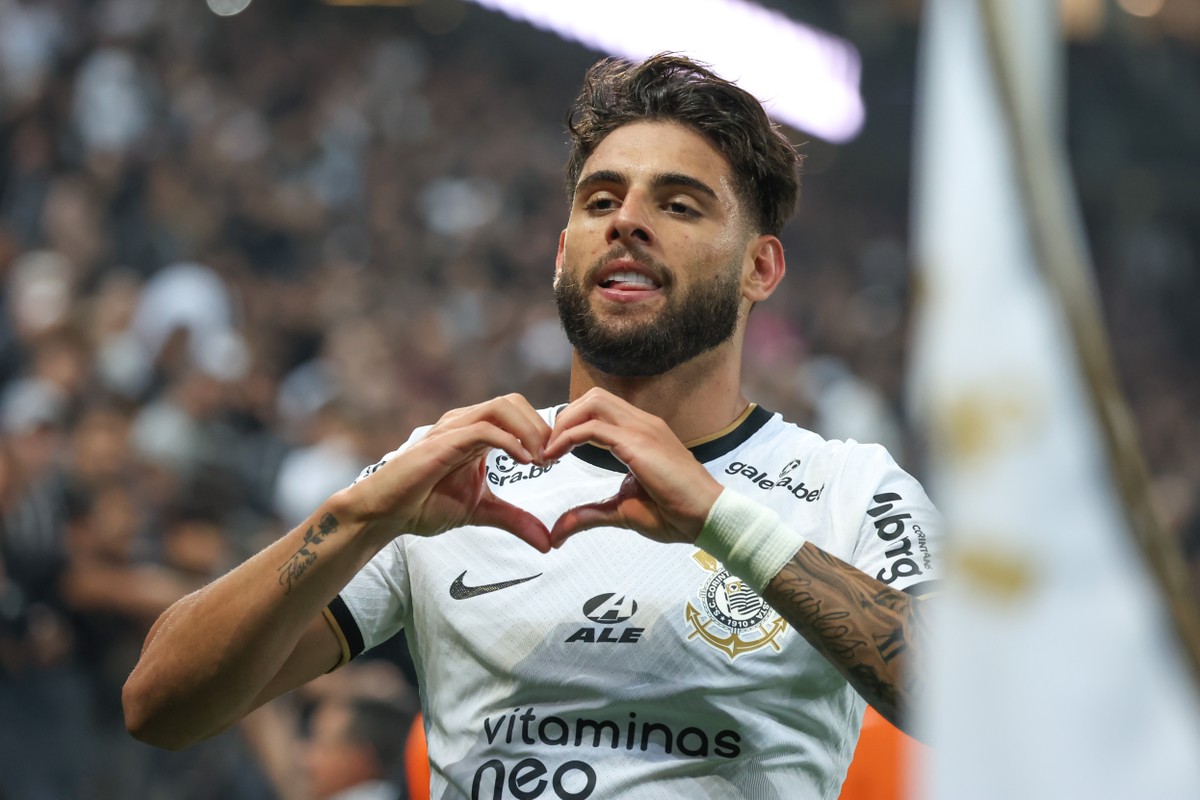 Yuri Alberto supera ano mágico de Jô em média de gols no Corinthians ...