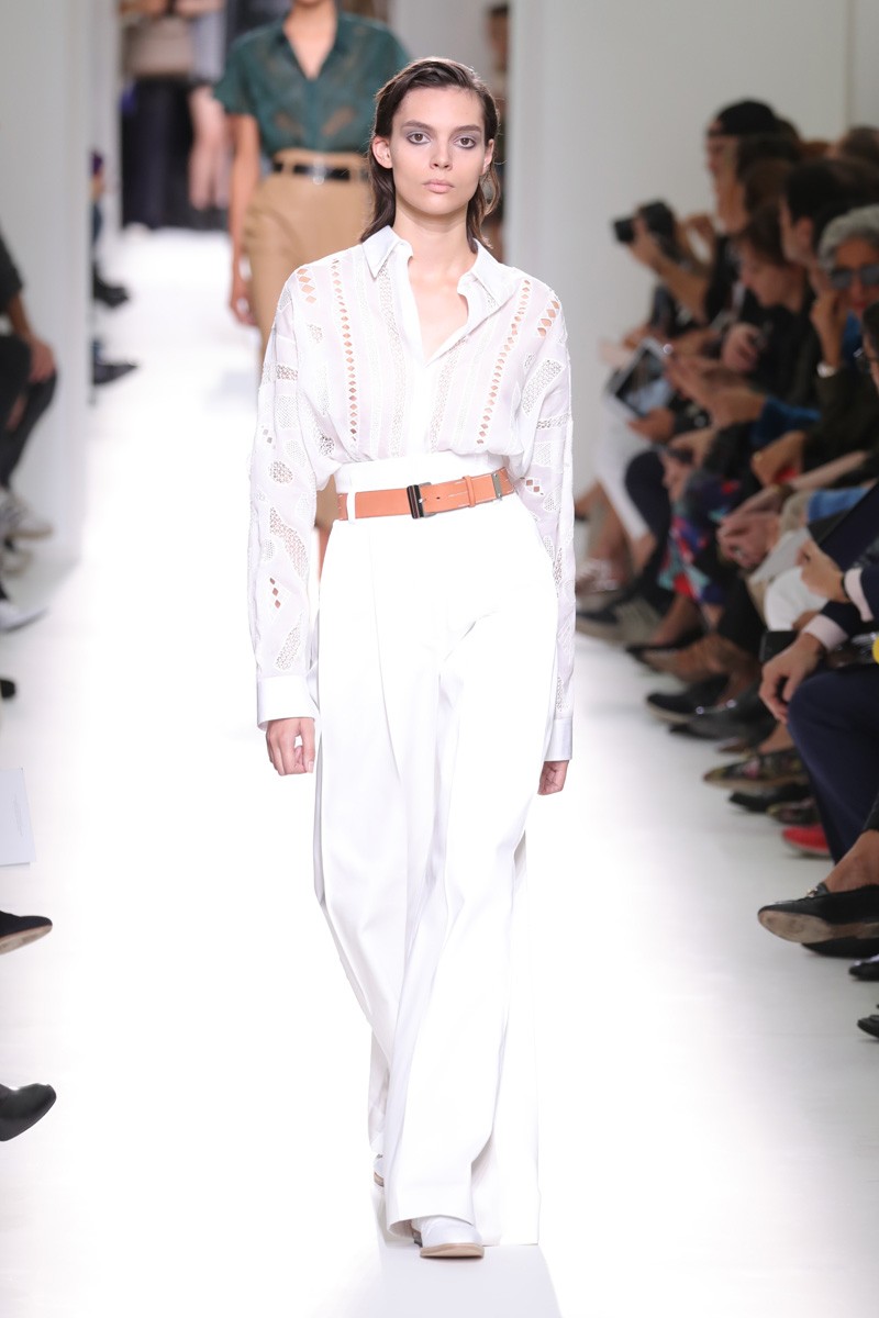 Hermès alia clássico atemporal da marca a desejos do momento | Desfiles ...
