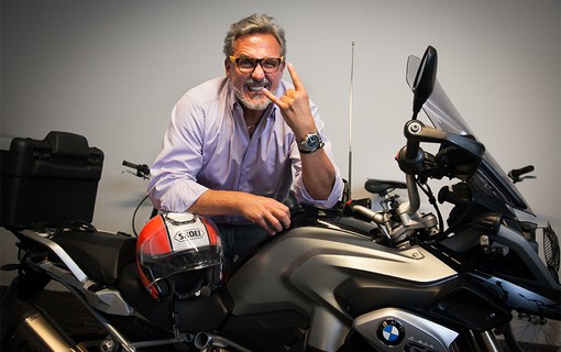 O novo lar de Fabrizio Fasano: cozinha gourmet, piscina aquecida e ...