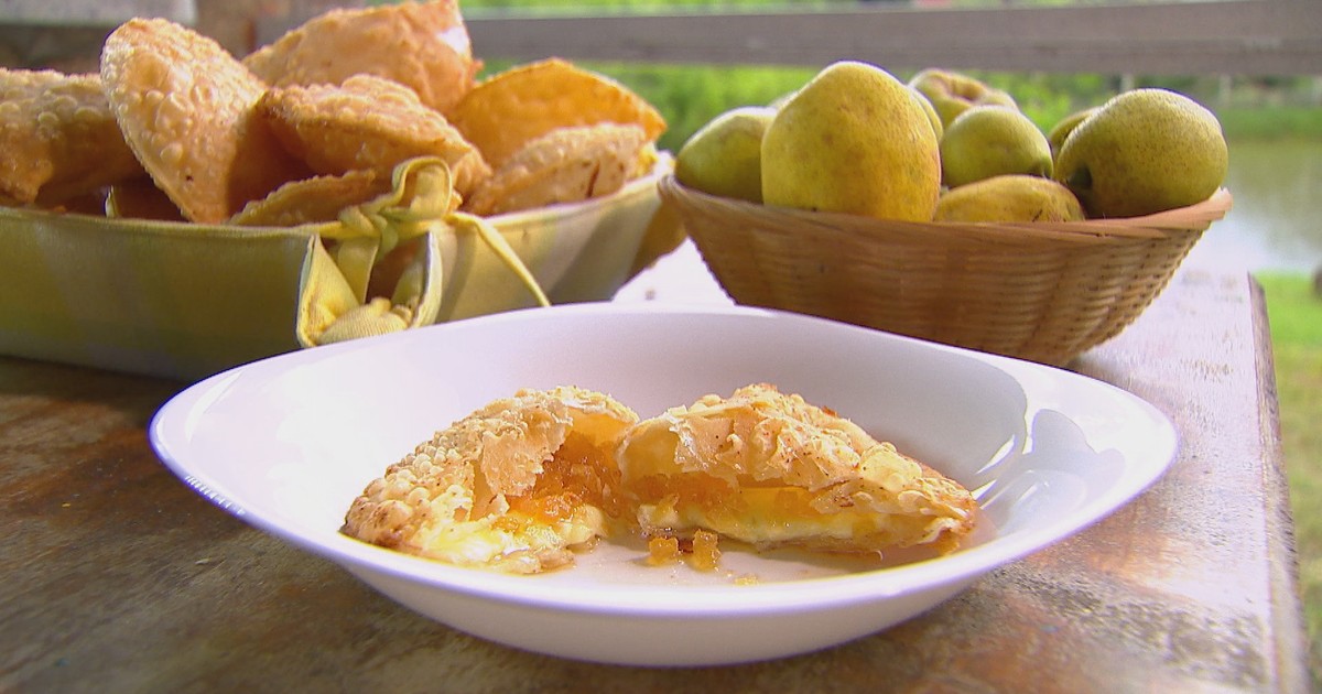 G1 - Aprenda a preparar um delicioso pastel recheado com pera ...