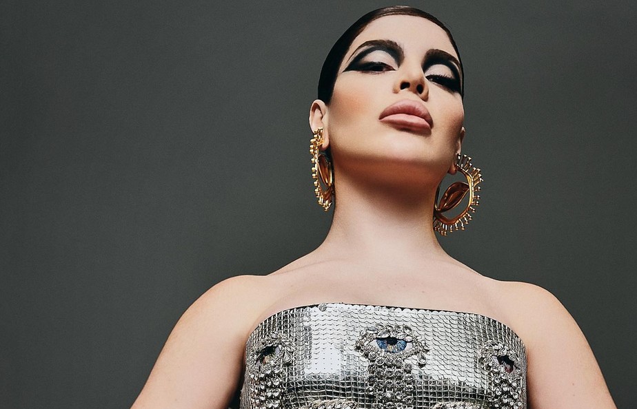 Os segredos dos makes gráficos de Gkay, segundo o maquiador dela ...