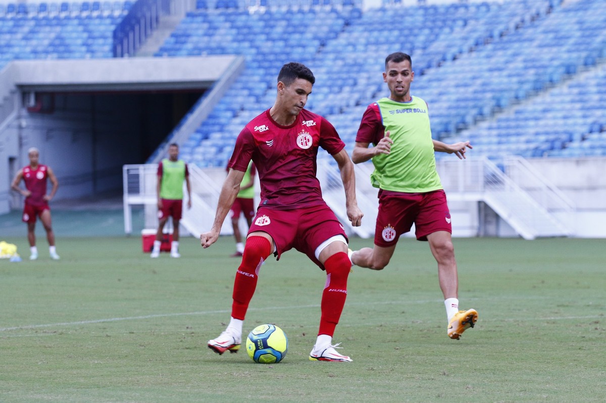 Sem reforços, Brigatti busca equilíbrio do América-RN e promove ...