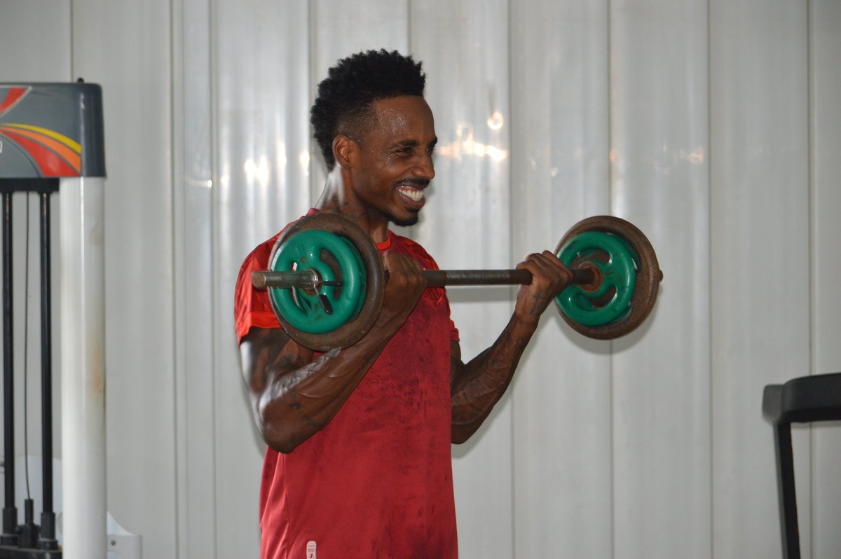 Romão ou Hugo, Wesley ou Jatobá? As dúvidas do CRB para o clássico ...