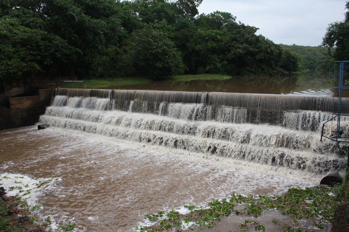 Segunda bomba de transposição de água para o Rio Uberaba é ligada no ...