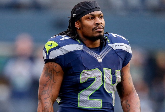 Estrela da NFL, Lynch anuncia a aposentadoria com "post enigmático"