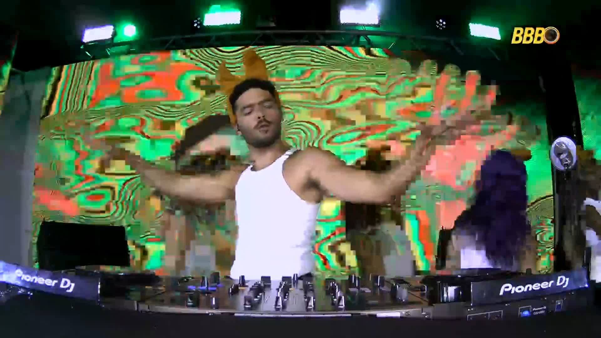 Pedro Sampaio recebe Kelly Key e Melody em show na Festa do BBB 26 ...