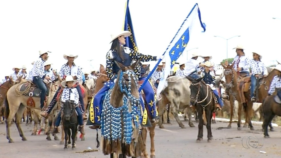 Cavalgada completa 30 anos de tradição e atrai mais de 5 mil em ...