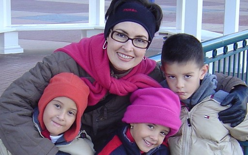 Fatima Bernardes relembra clique de trigêmeos no Dia do Abraço ...