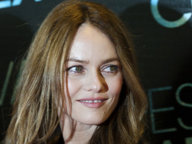 G1 - Vanessa Paradis, ex de Johnny Depp, lança filme em Paris ...