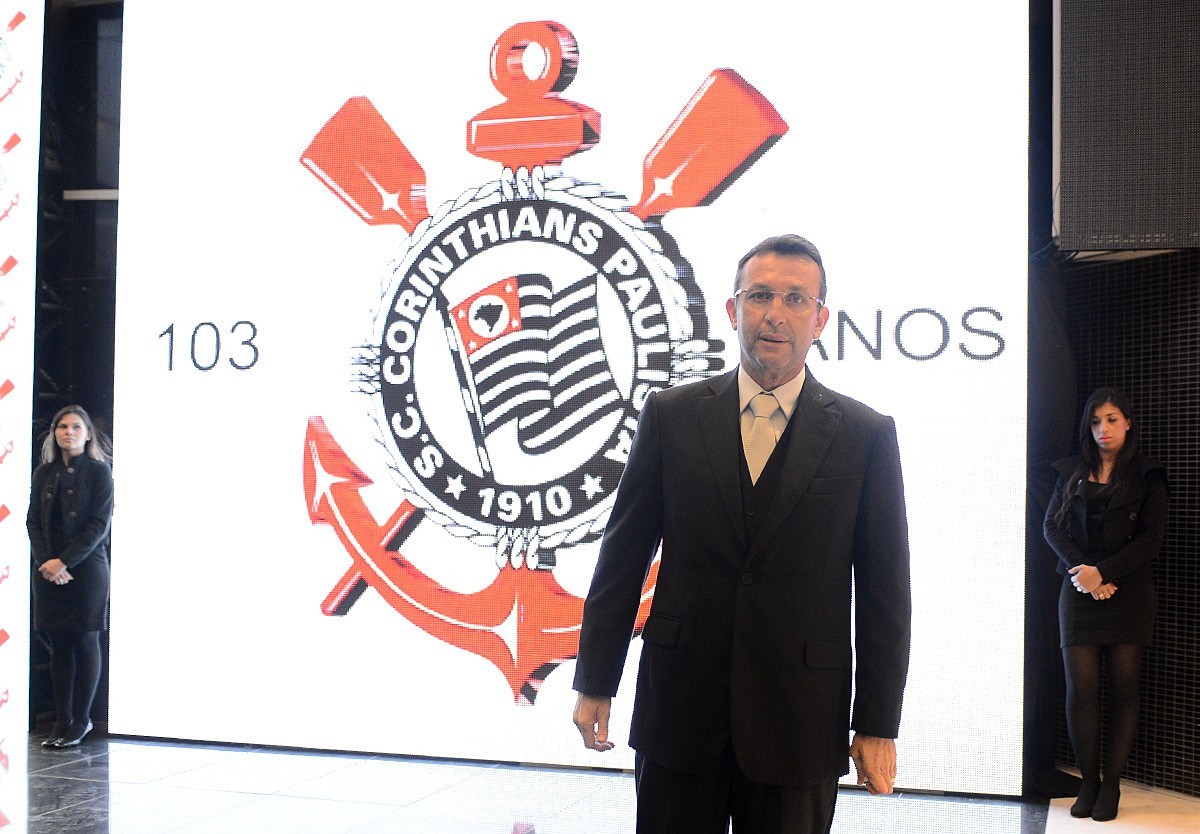 Neto é eleito para o Conselho do Corinthians e pode disputar ...