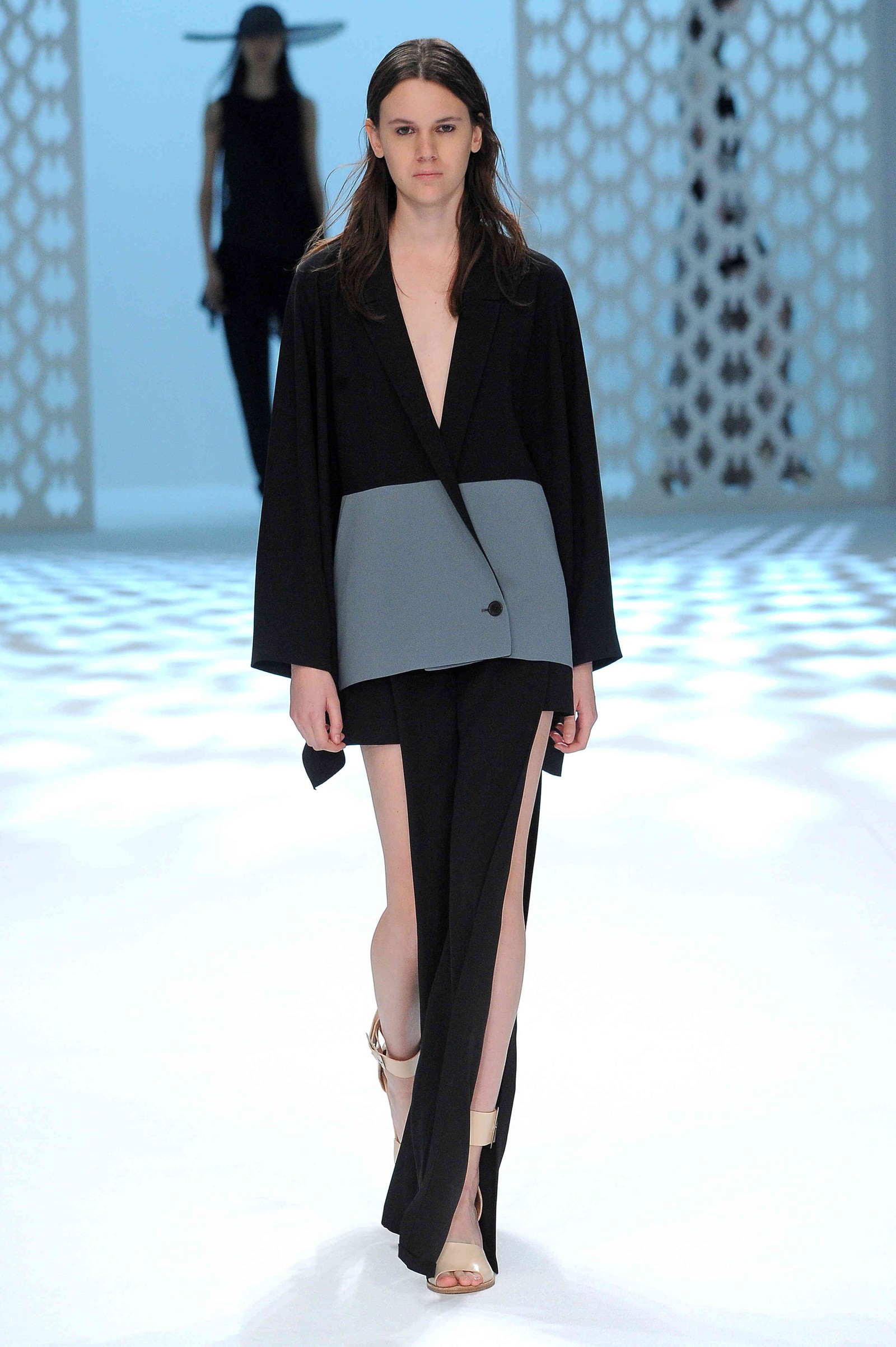 Chalayan | Paris | Verão 2015 | Desfiles | Vogue