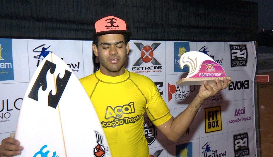 Rede Globo > Em Movimento - A história de Derek Rabelo, o surfista ...