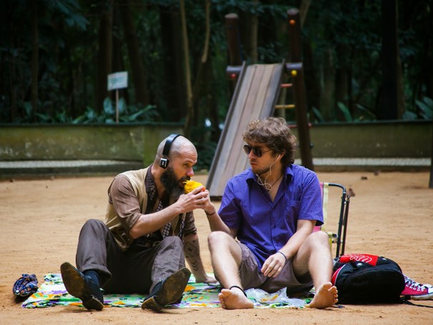 Rede Globo > reportagens - Teatro Kunyn promove passeio sensorial pelo ...