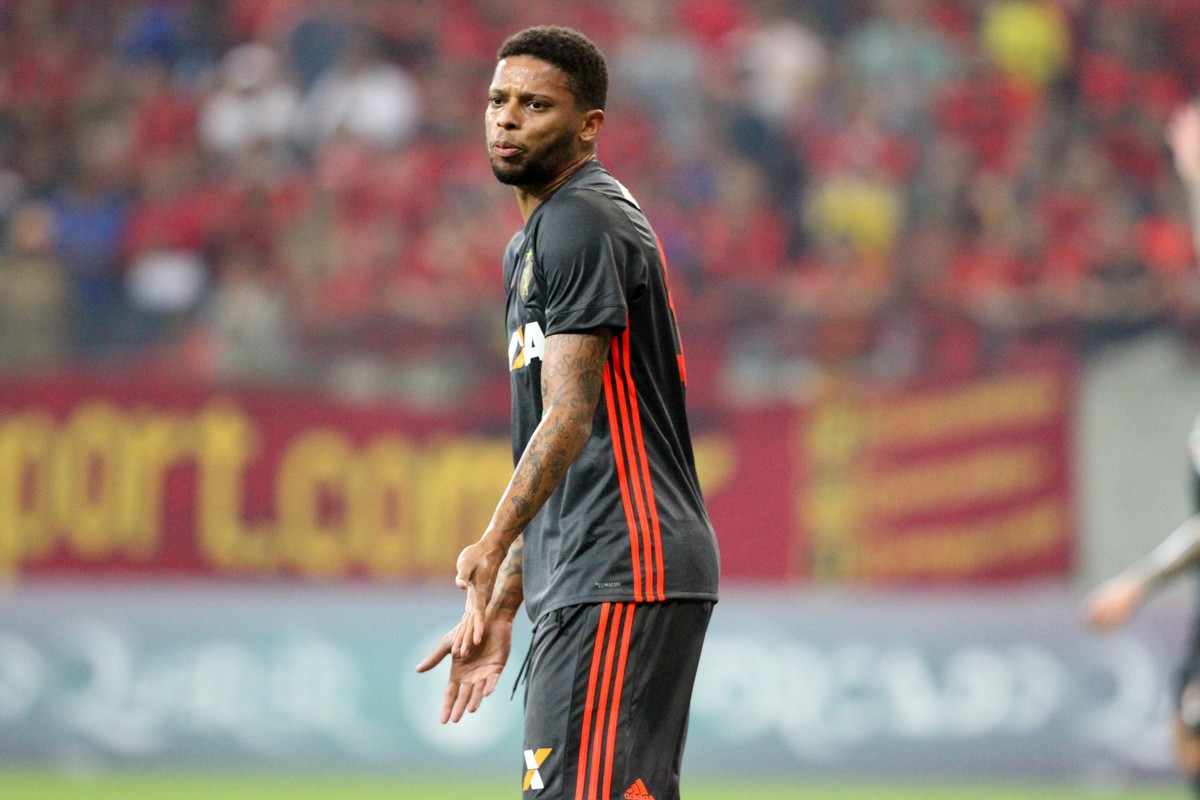 Supersticioso, André evita falar em artilharia no Sport para não atrair ...