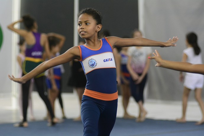 FAG abre 550 vagas para turmas de Ginástica Rítmica e Artística, no AM