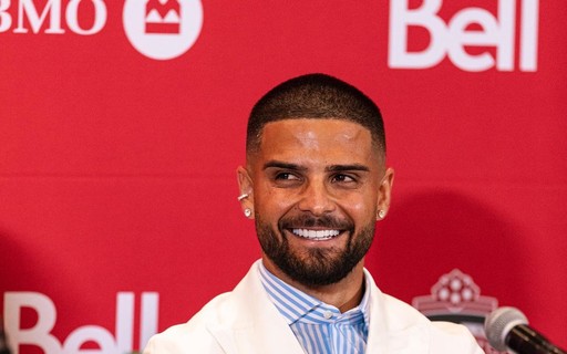 Carson Pickett é a primeira jogadora com diferença de membros a atuar ...