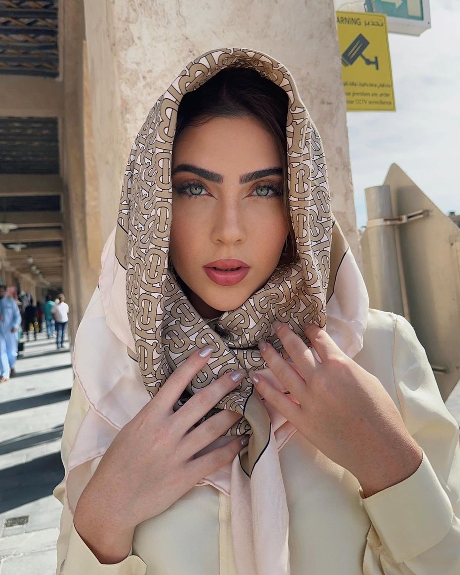 No Catar, Jade Picon usa truque de make infalível; desvendamos aqui ...