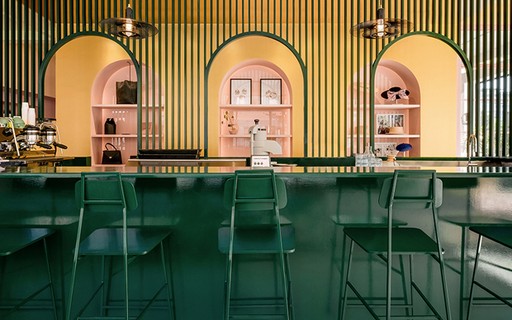 Café em Montreal com décor monocromático e cheio de estilo - Casa Vogue ...
