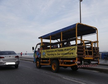 Pau de arara tour | Ancelmo - O Globo