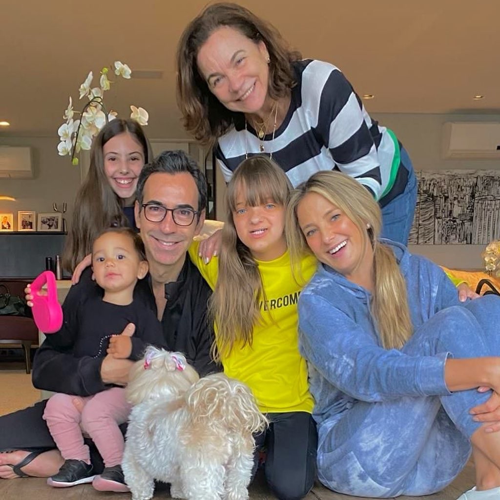 Cesar Tralli faz primeiro post após a morte da mãe, Edna: "Gratidão ...