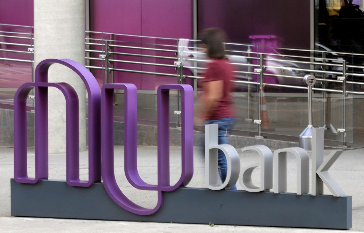 Nubank completa um ano de IPO, e ação acumula queda superior a 55% ...